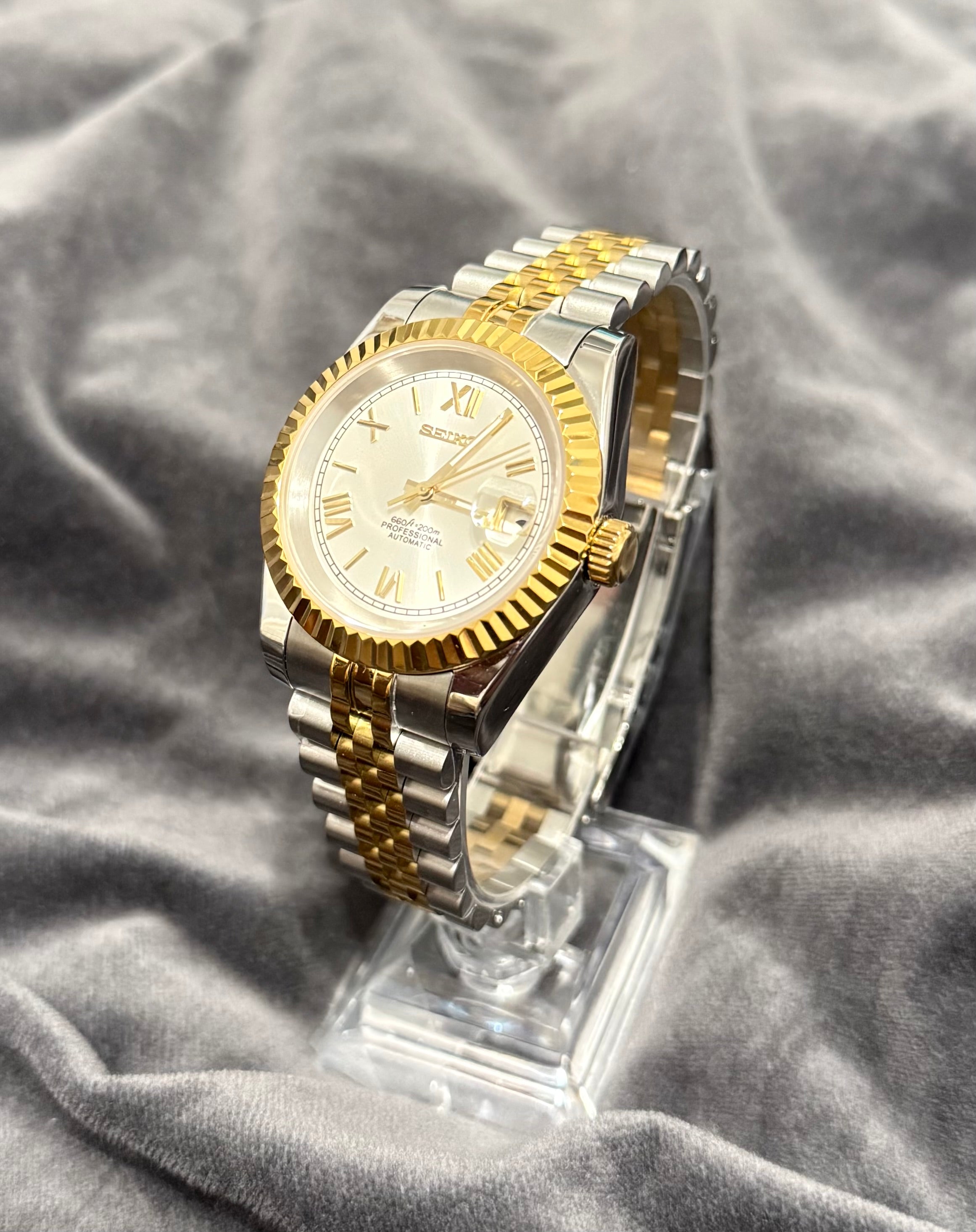 Seiko Mod Roman Two-tone – Mod Watch Central